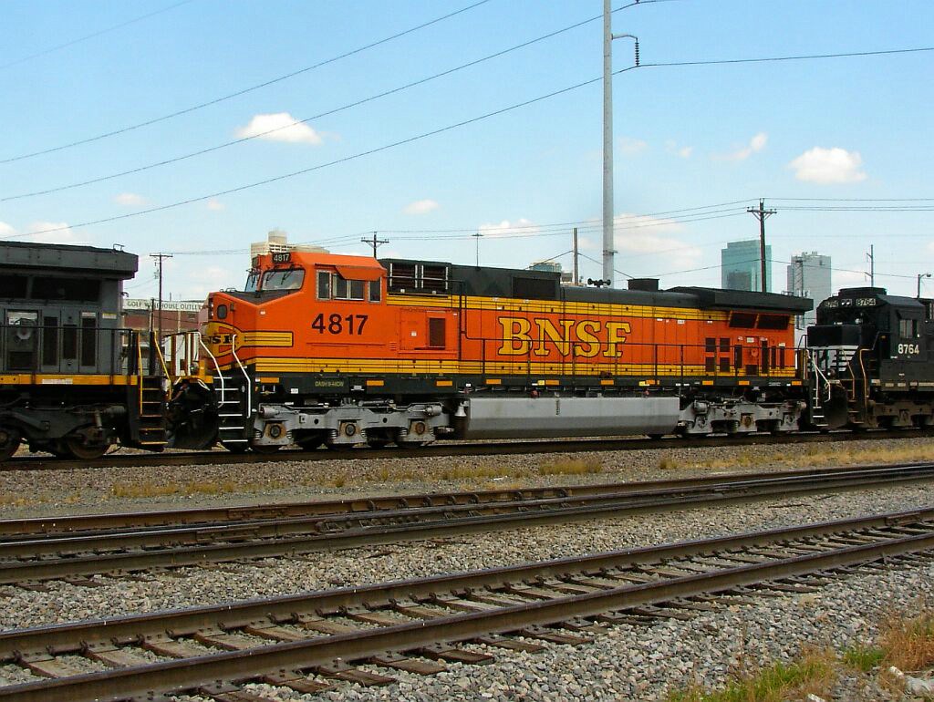 BNSF 4817